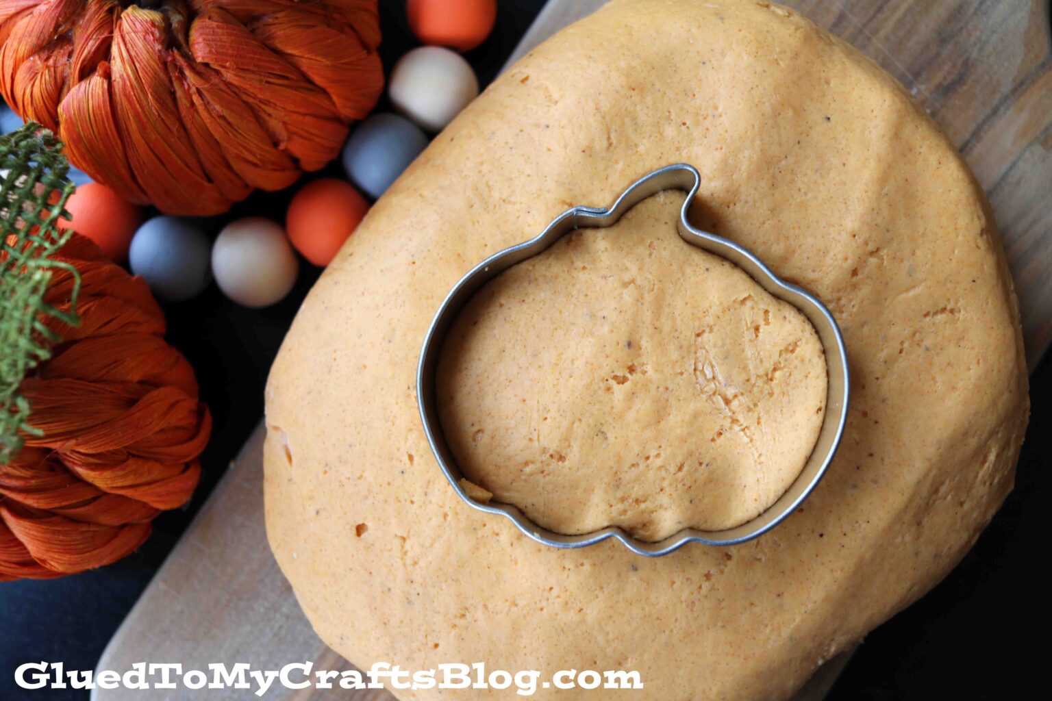 Pumpkin Scented Playdough Recipe For Fall