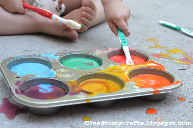 DIY Liquid Chalk & Toothbrushes