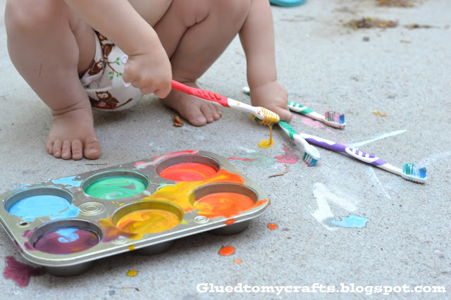 DIY Liquid Chalk & Toothbrushes