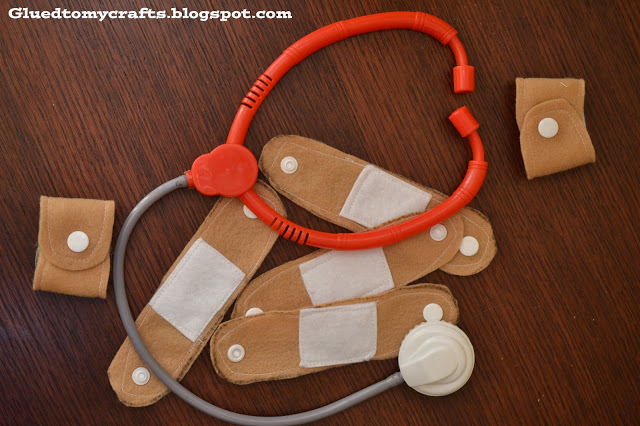 DIY Pretend Felt Band-Aids Craft Idea