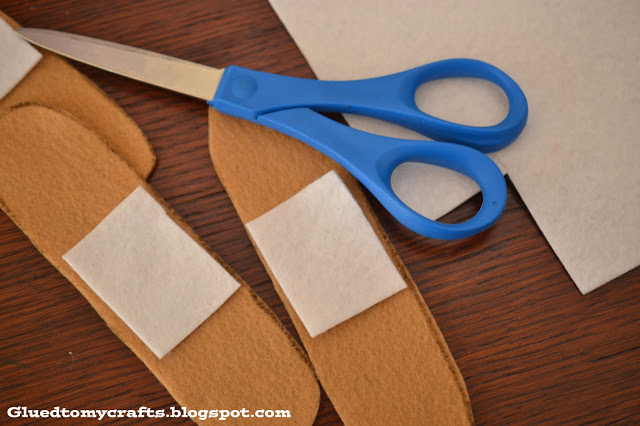 DIY Pretend Felt Band-Aids Craft Idea