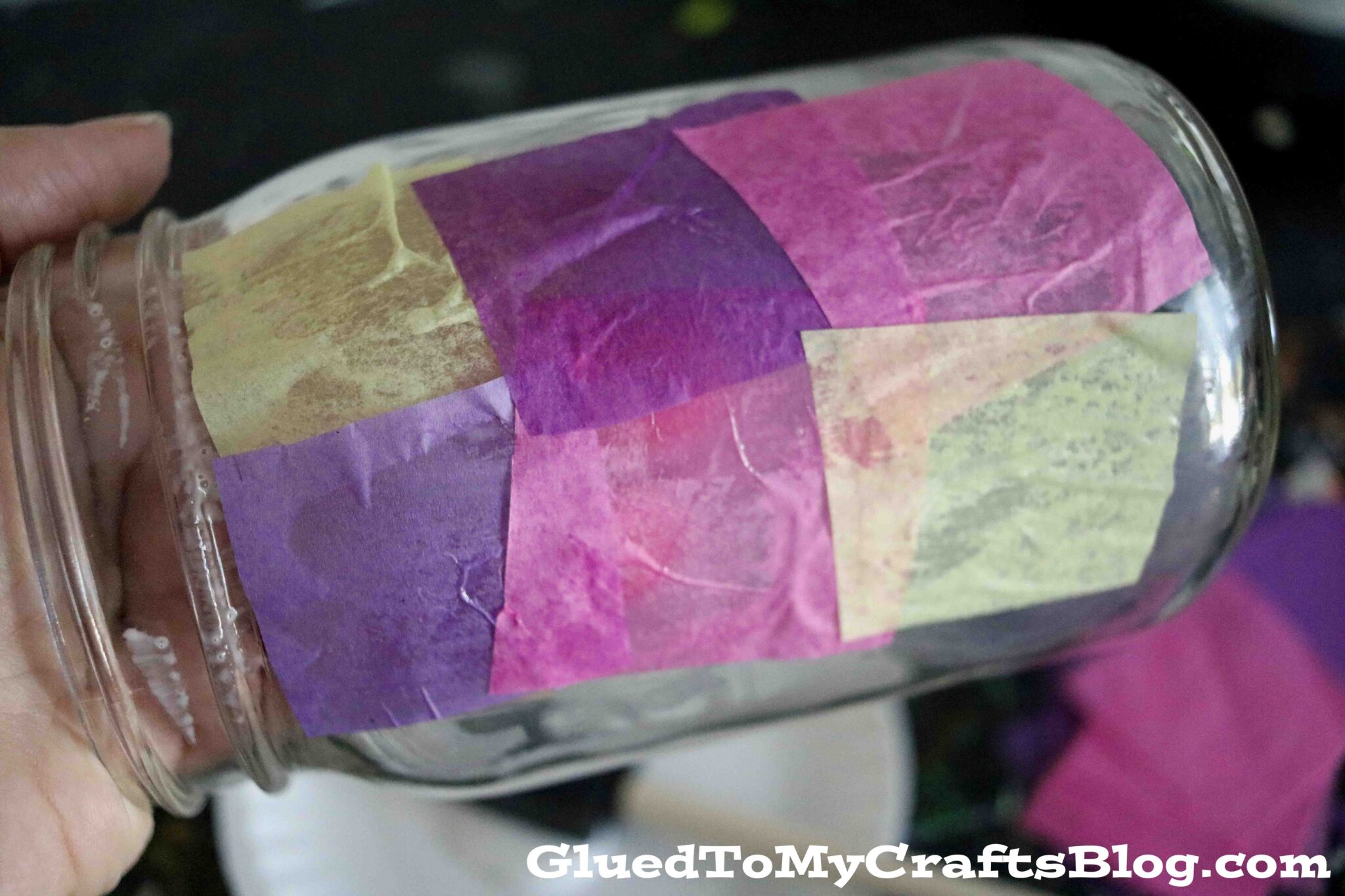 How to Make a Tissue Paper Mosaic Mason Jar Vase This Spring