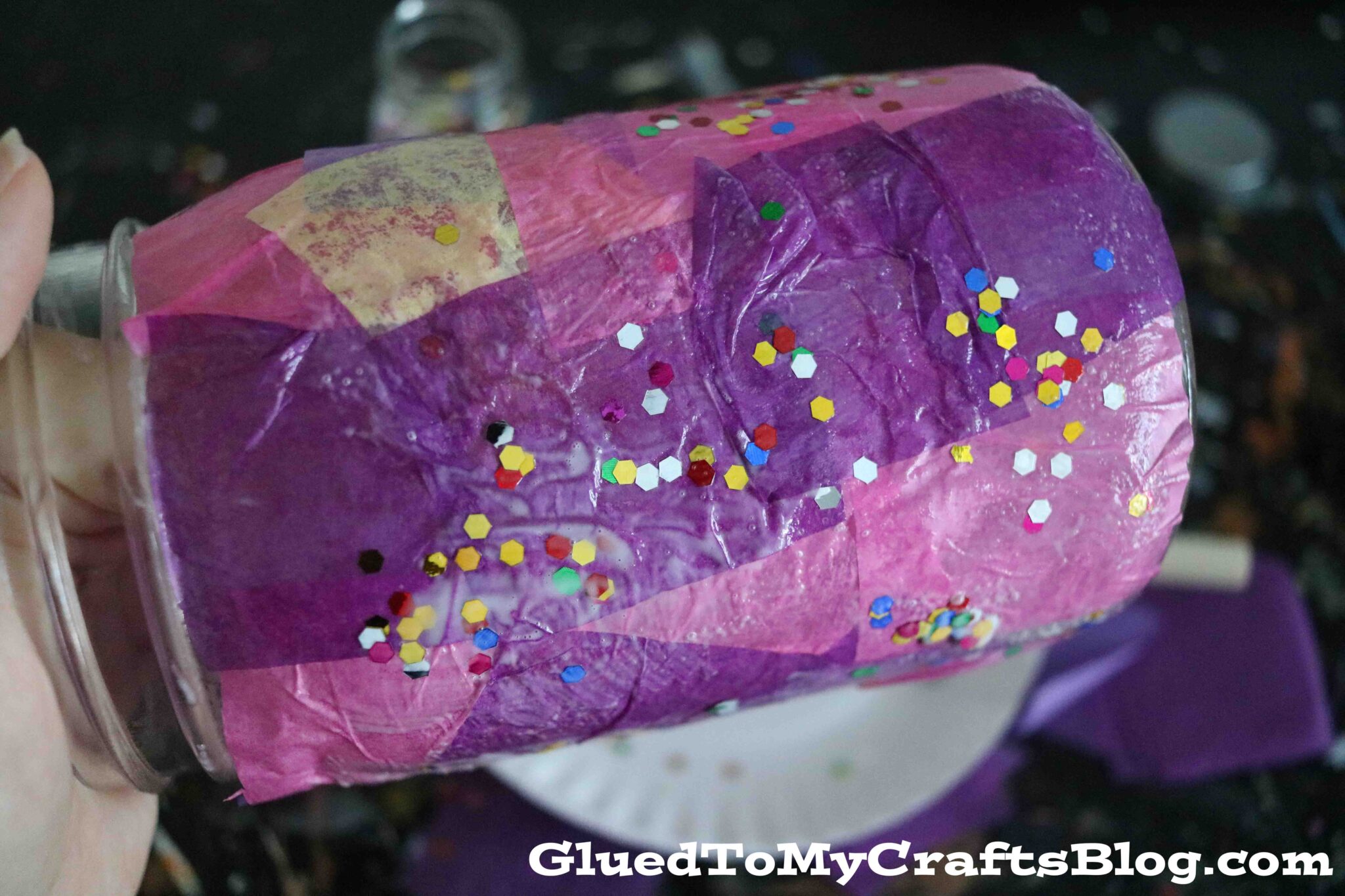 How to Make a Tissue Paper Mosaic Mason Jar Vase This Spring