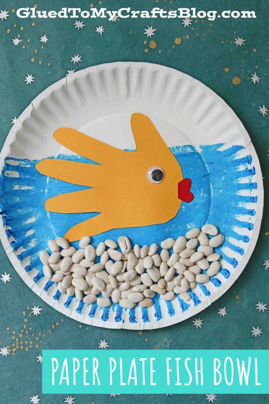 Paper Plate Fish Bowl w/Handprint Fish