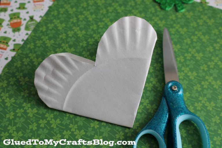 Paper Plate Four Leaf Clover Craft