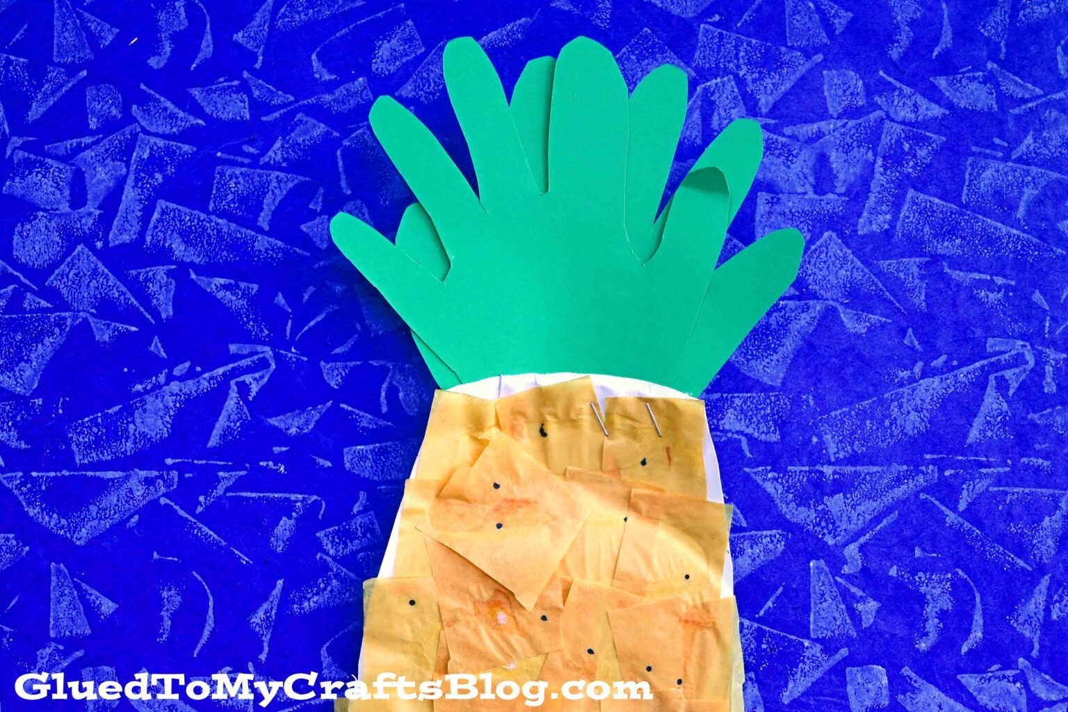 Paper Plate Pineapple w/Handprints