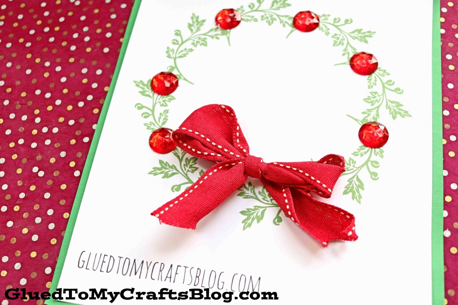 Paper Holly Wreath Craft Idea