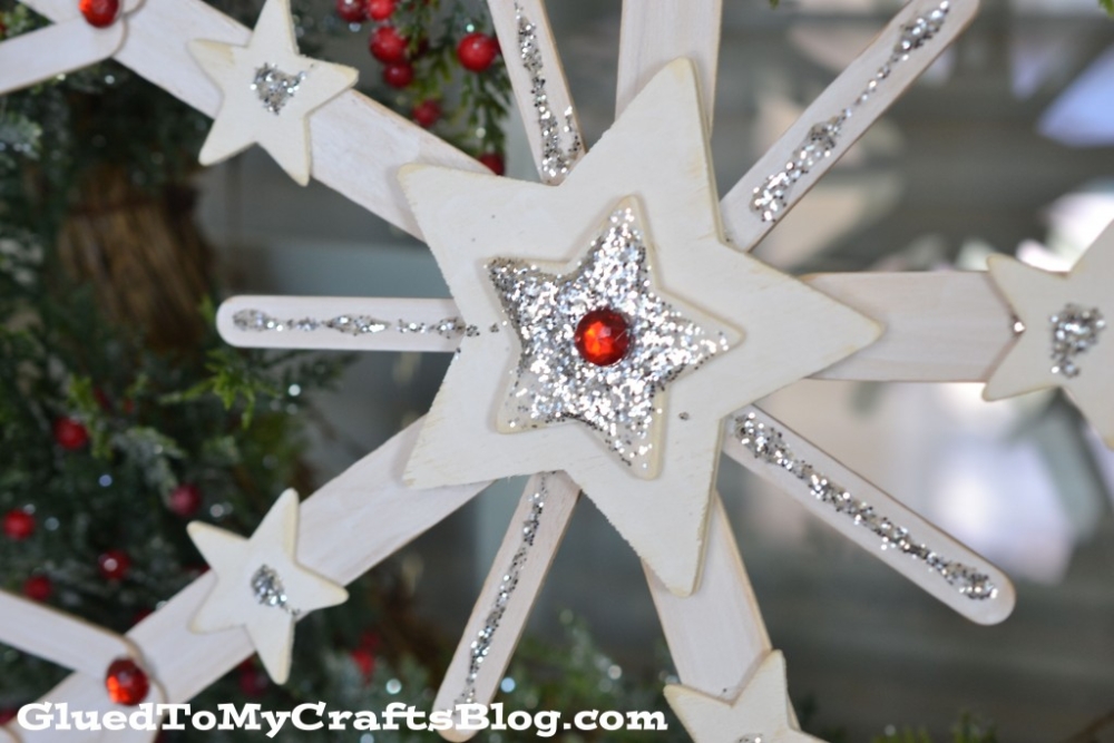 Popsicle Stick Snowflake Wreath Craft
