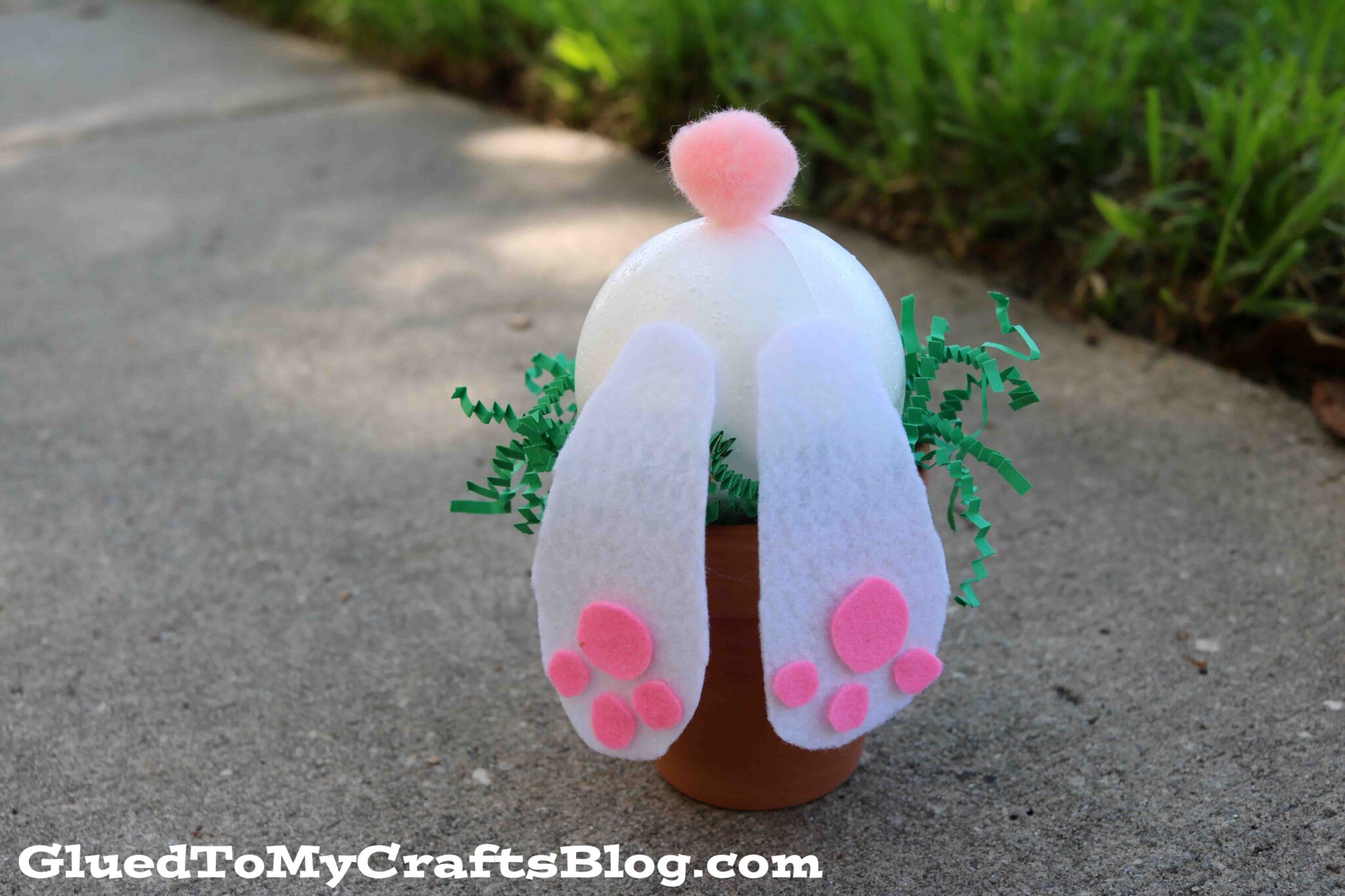 Terra Cotta Pot Bunny Butt Craft
