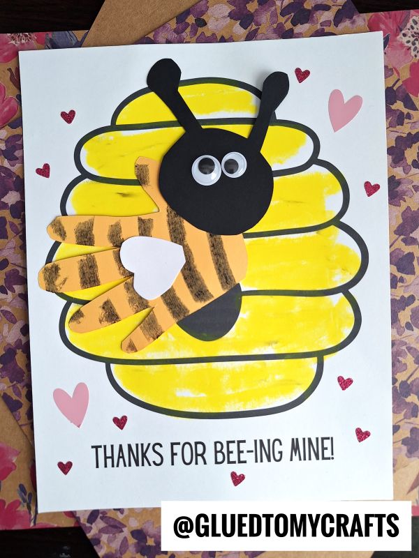 Make Creative Memories with a Handprint Bee Keepsake