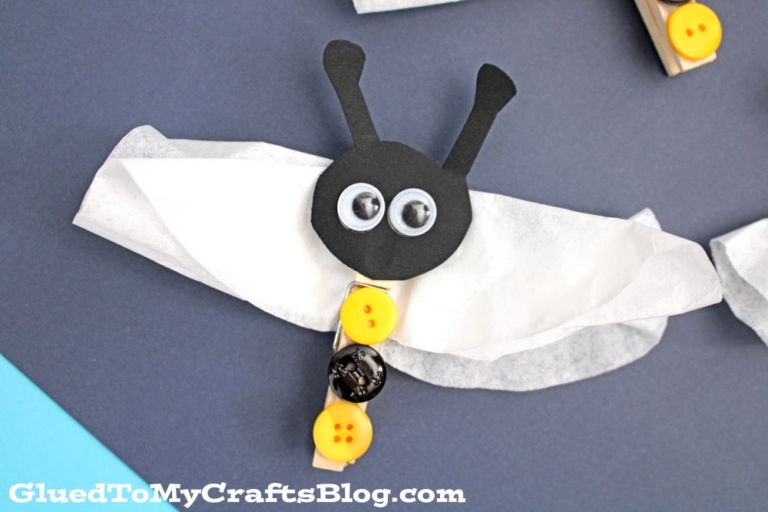 Button & Clothespin Bee Puppet Craft Idea
