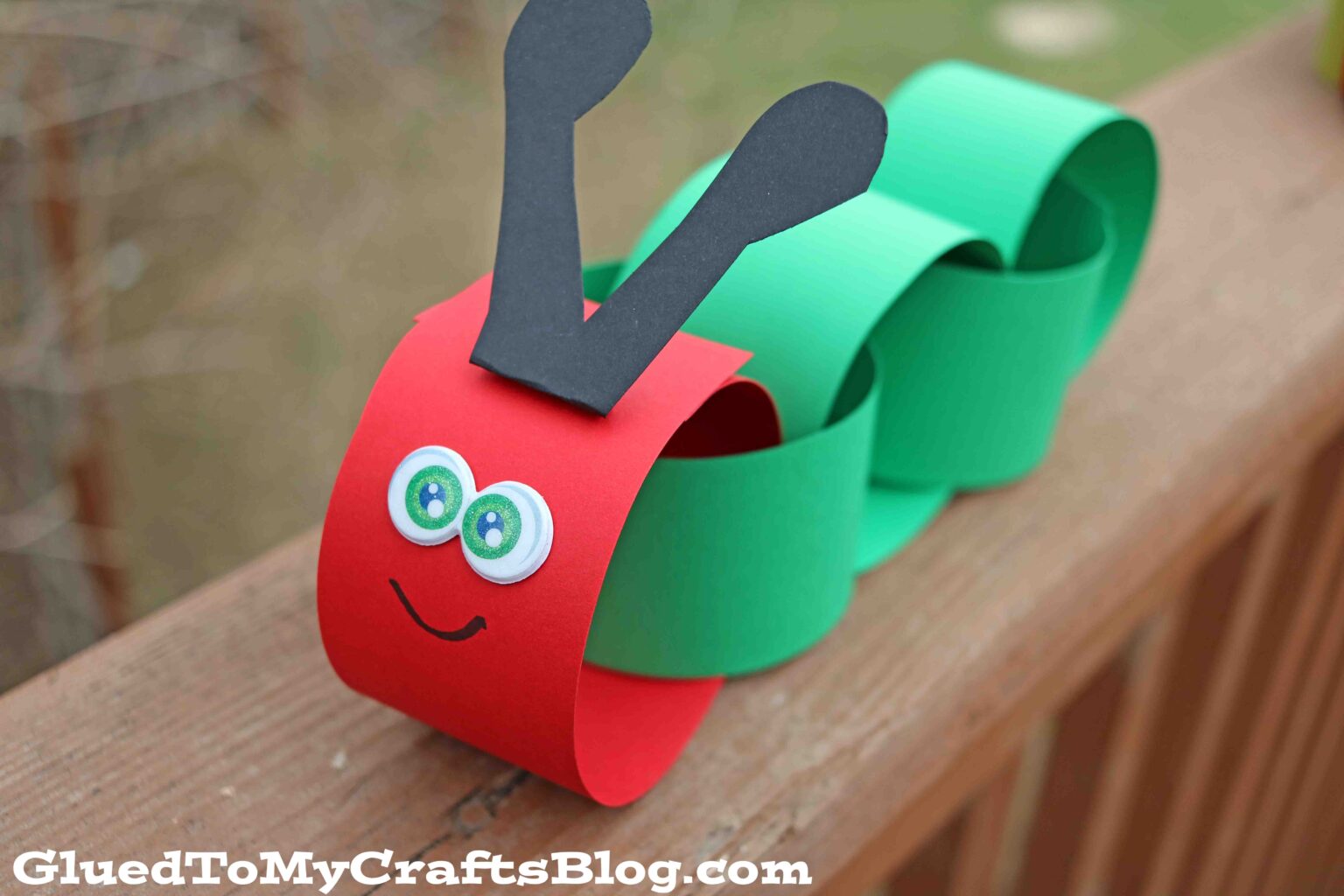 Paper Chain Caterpillar Craft