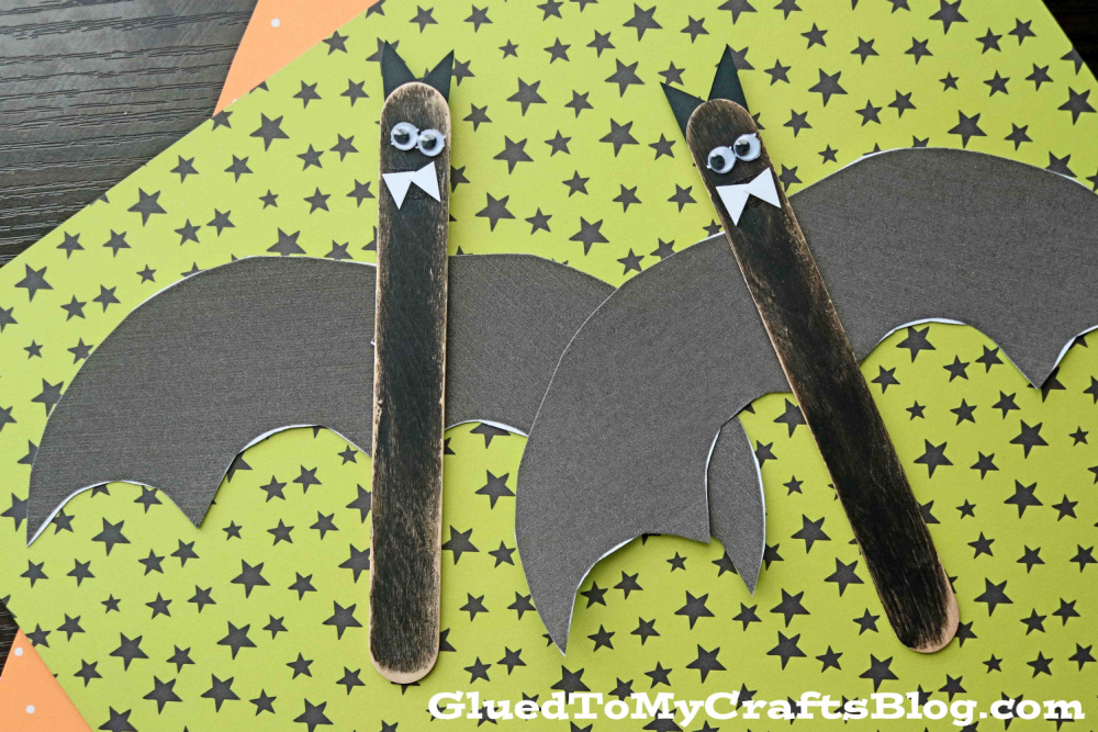 Craft Stick Bat Puppets