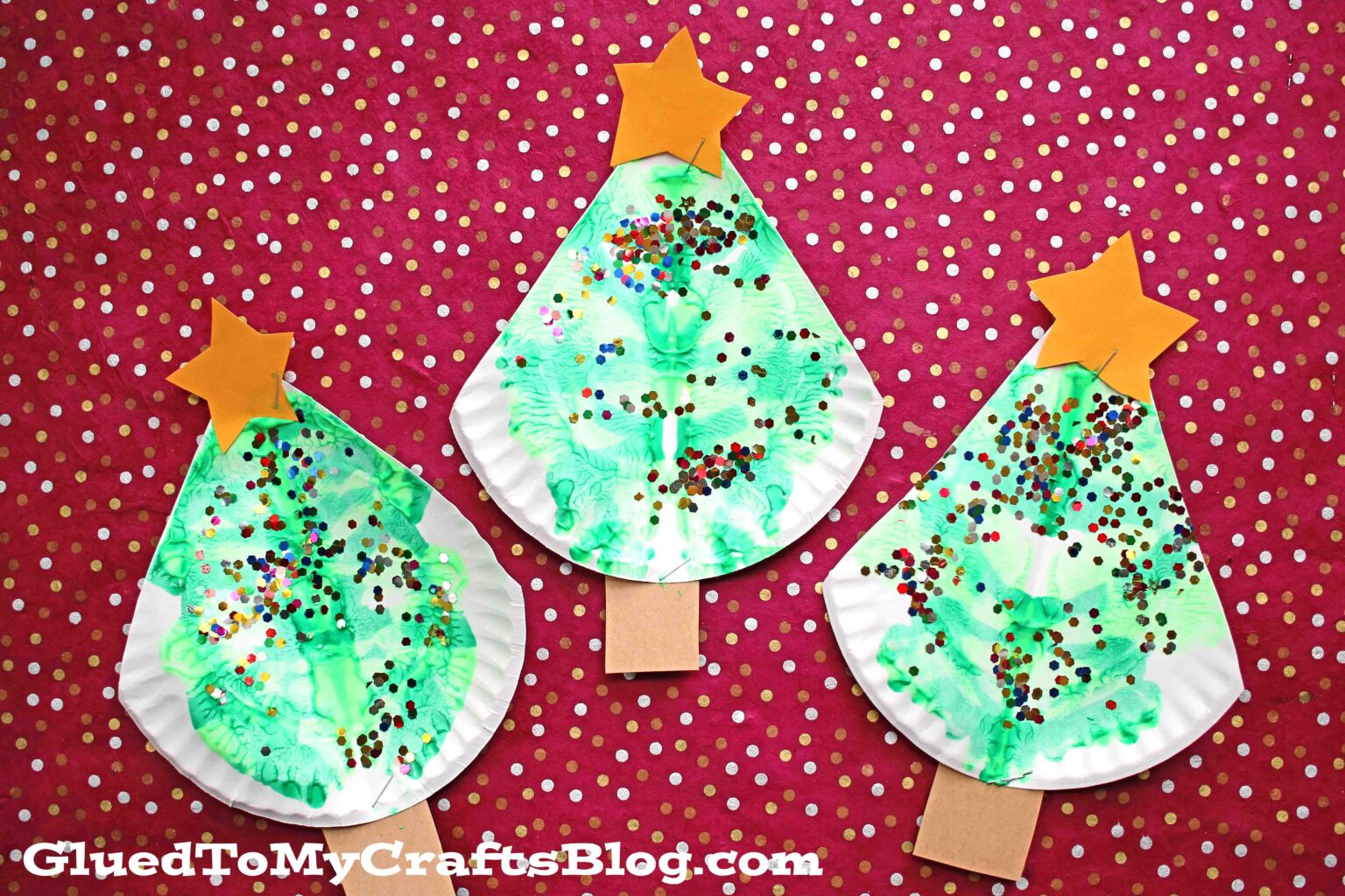 Paint Splat Marbled Christmas Tree Craft Idea