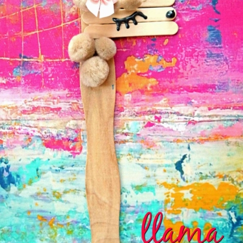 Pom Pom & Craft Stick Llama Puppet Craft Idea