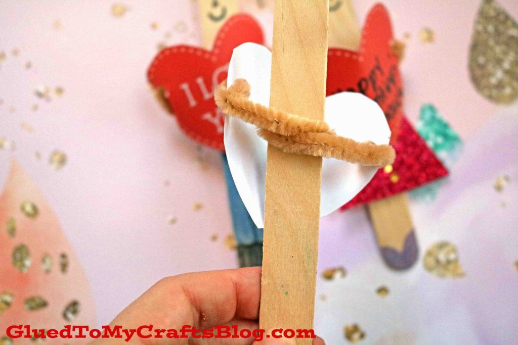 Popsicle Stick "I Love You" Puppet Craft Idea
