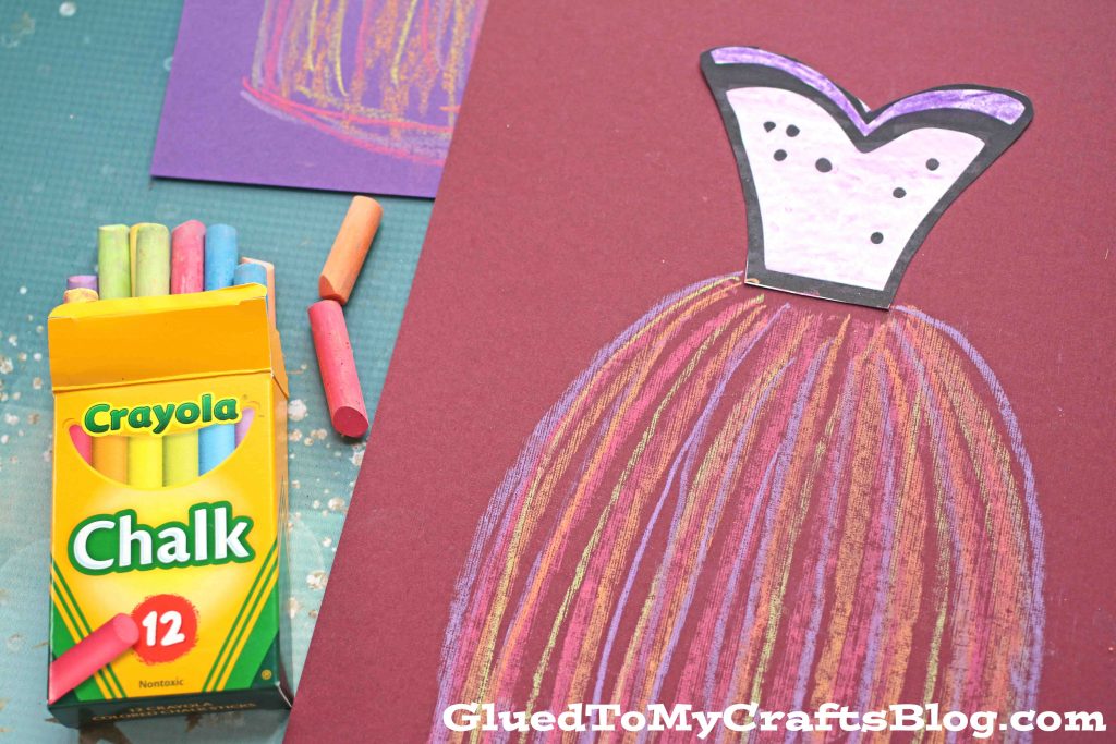 Paper and Chalk Dress Craft Idea For Kids