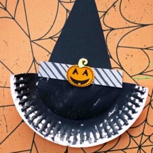 Paper Plate Vampire For Halloween