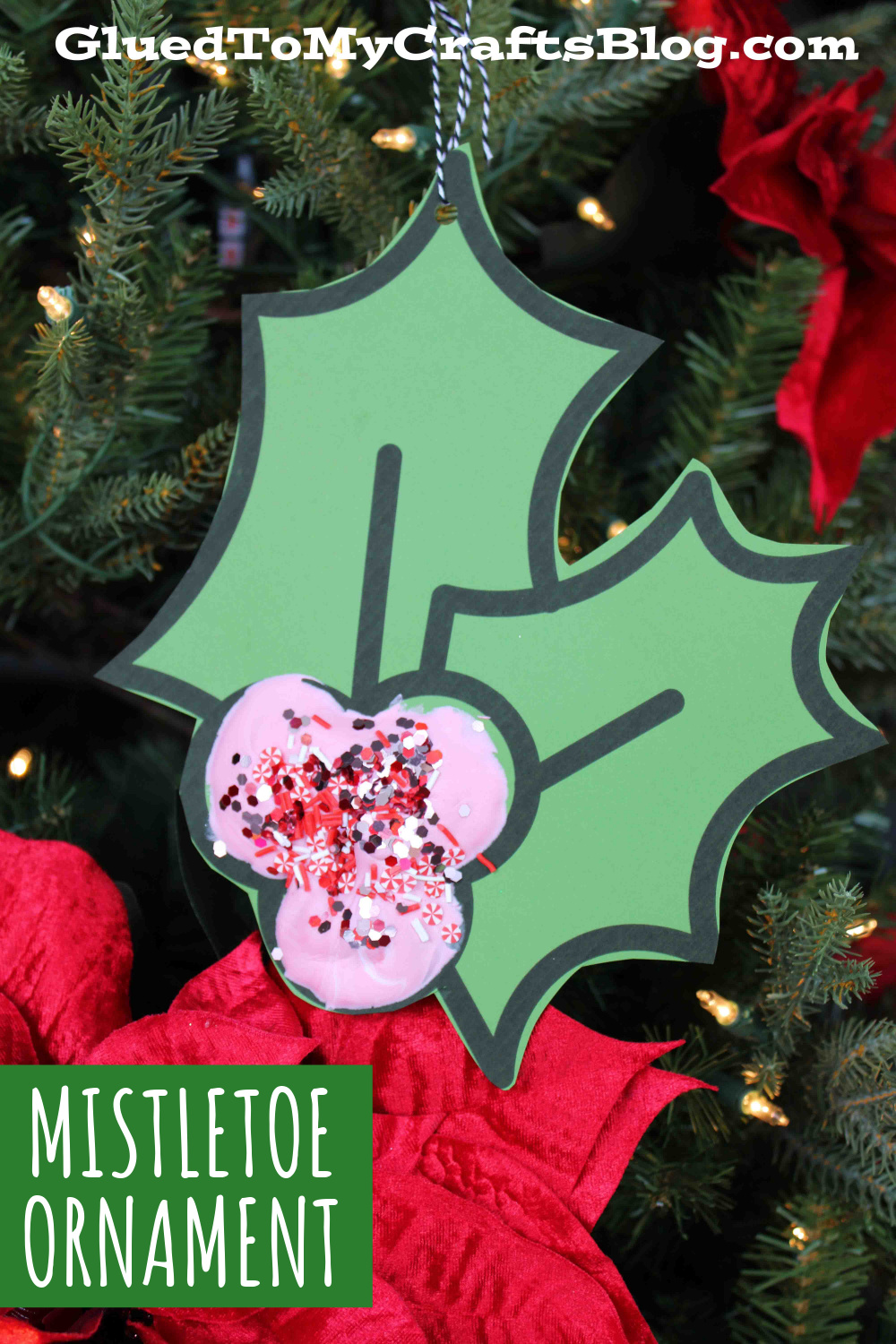 Paper & Puffy Paint Mistletoe Ornament