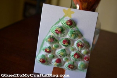 Seashell Christmas Tree Canvas Decor
