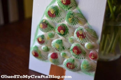 Seashell Christmas Tree Canvas Decor