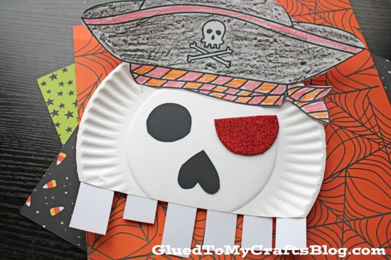 Paper Plate Skeleton Pirate Craft