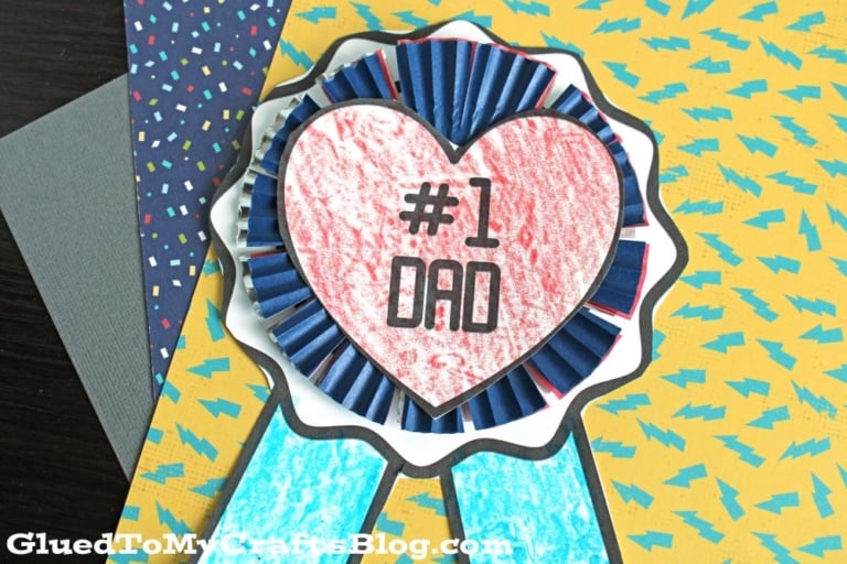 Cupcake Liner #1 Dad Badge Craft Idea
