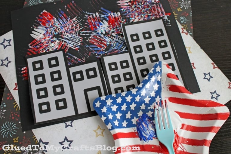 Fork Painted Fireworks Craft Idea For Kids