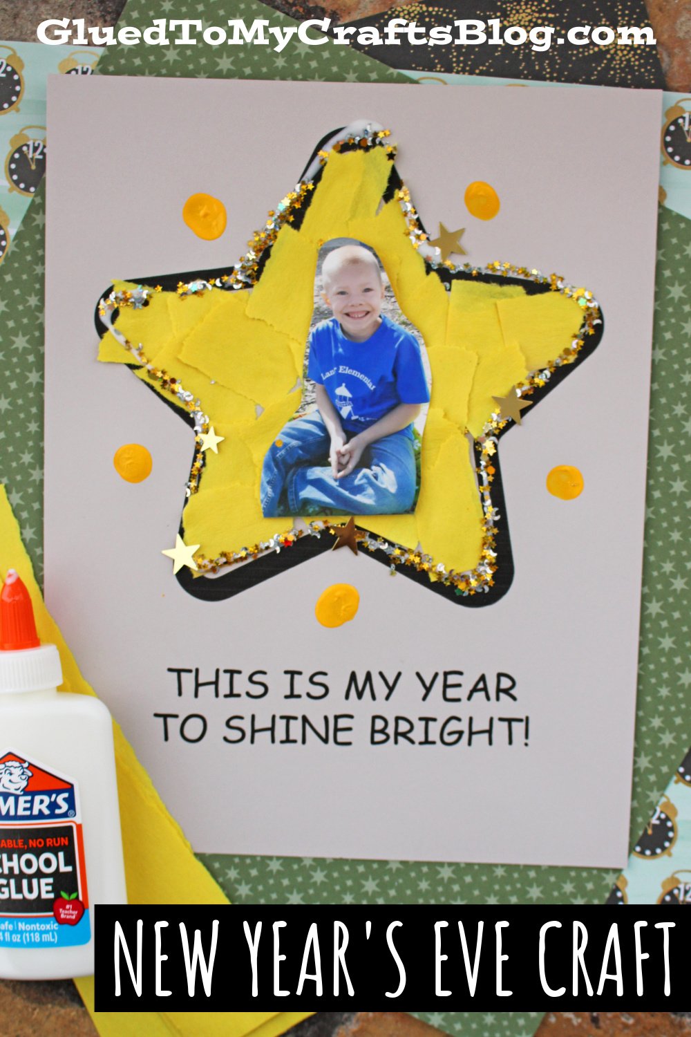 Torn Paper Star Craft Idea For New Year's Eve - Glued To My Crafts