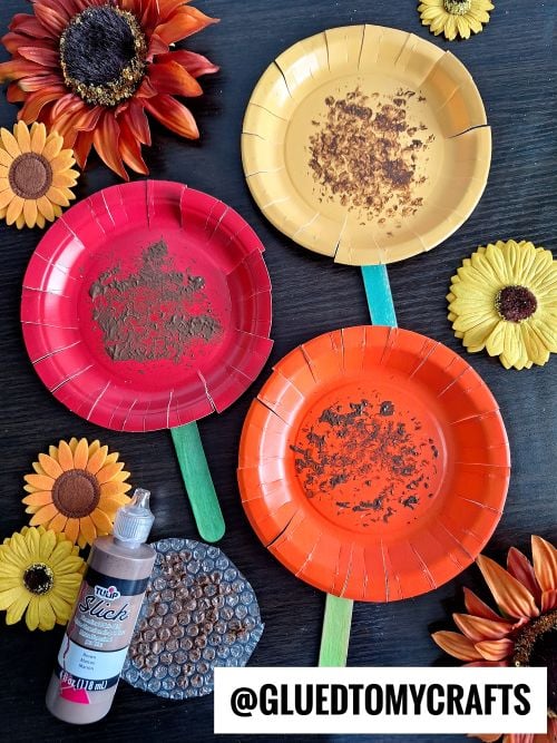 100+ Easy Fall Crafts for Kids | Fun Autumn Ideas
